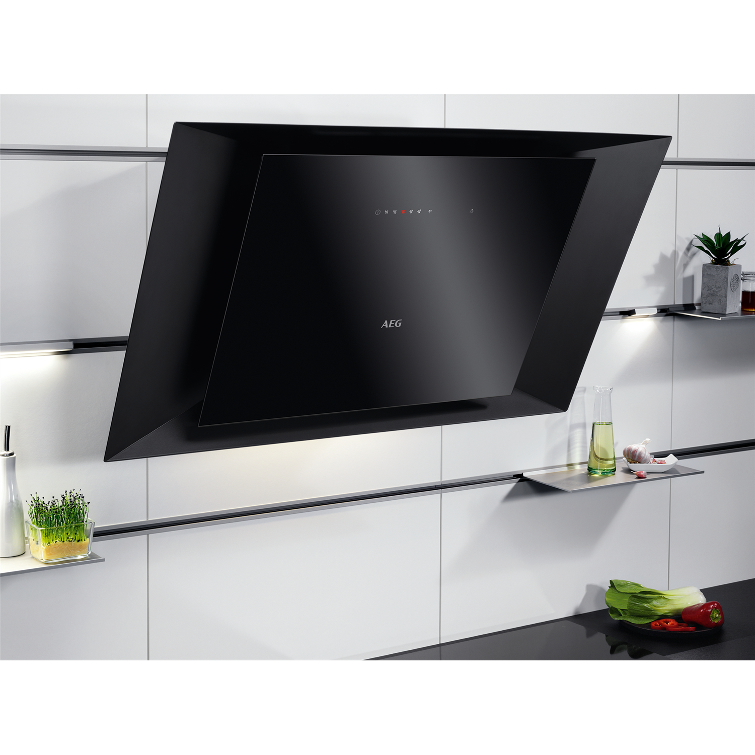 90cm inclined rangehood, matte black - DVK6981HB | AEG